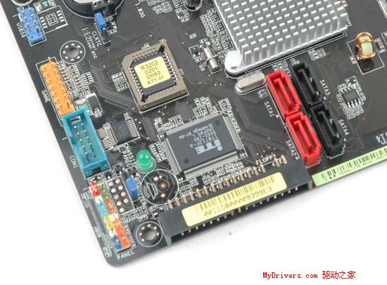 全球同步——交火RD580主板测试--快科技--科技改变未来